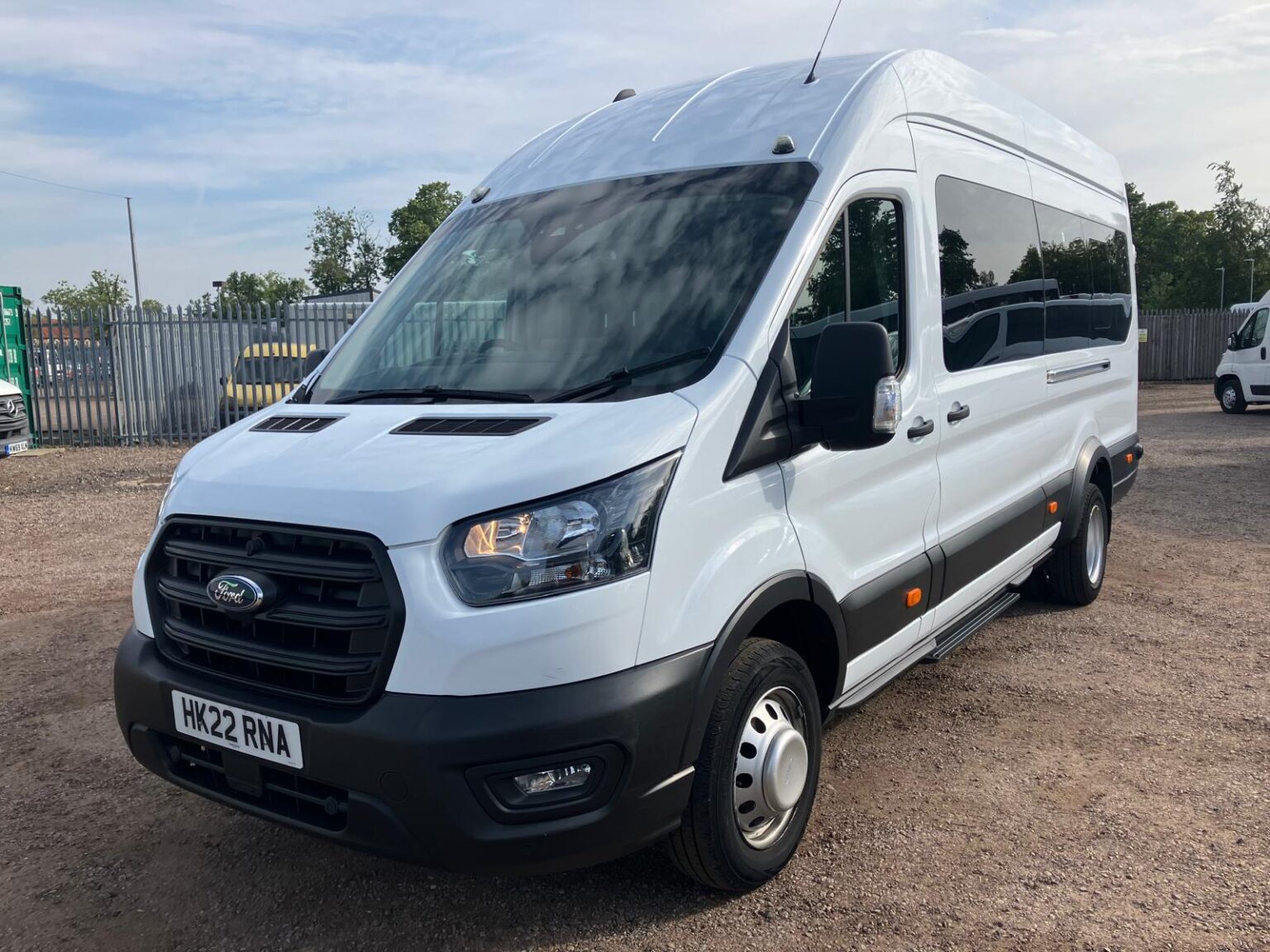 Mercedes-Benz 514 XLWB 17 Seat Treka Coach Conversion | Ventura Bus and ...